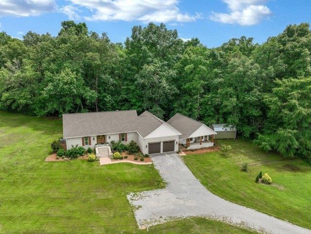 581 County Road 1286, Vinemont, AL 35179