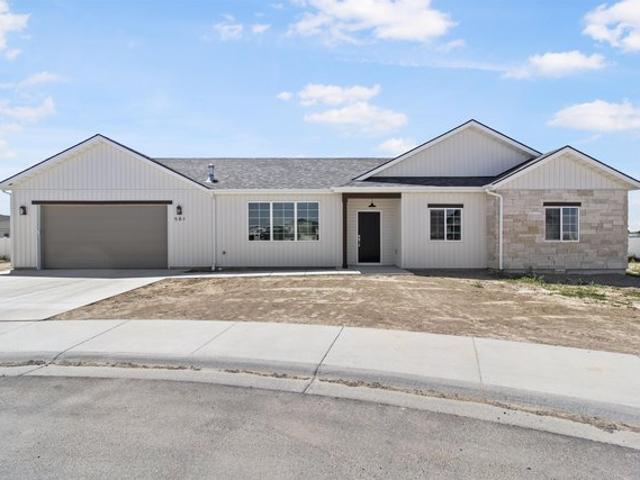 581 Gemini Ct, Twin Falls, ID 83301