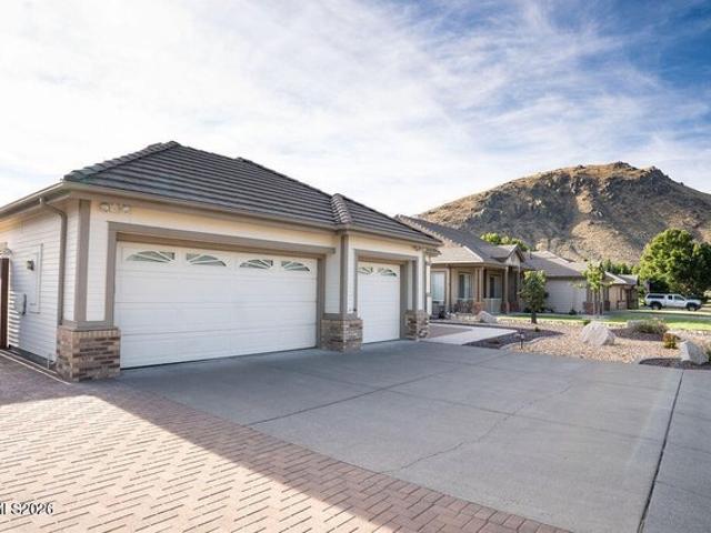 581 Derby Ct, Carson City, NV 89703