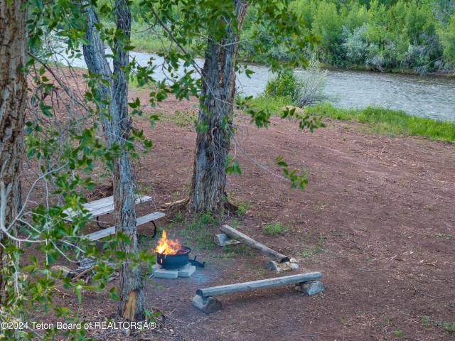 581 E Fork Rd, Dubois, WY 82513 | MLS #24 777 | Compass