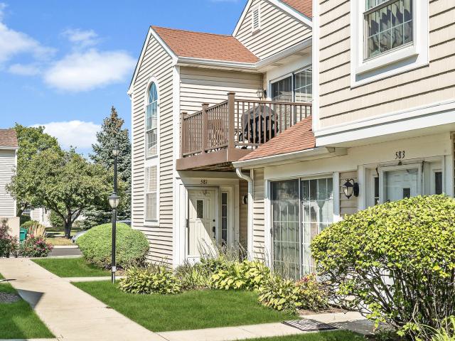 581 LE PARC Circle # 581