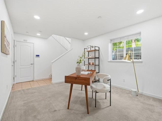 581 Monterey Terrace