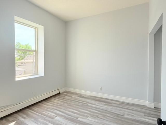 581 Pierre Ave, 3 beds, 1 full bath