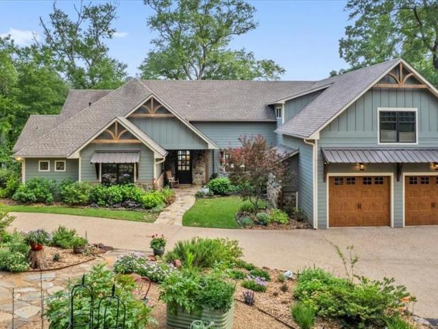581 Private Road 6665