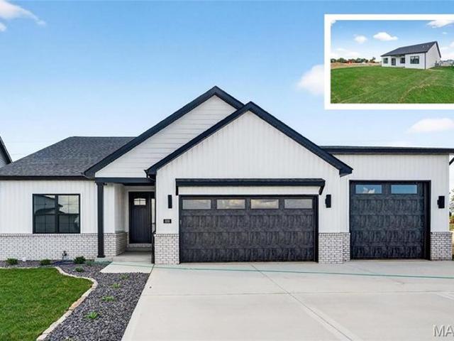 581 Tea Olive Blvd, O'Fallon, IL 62269