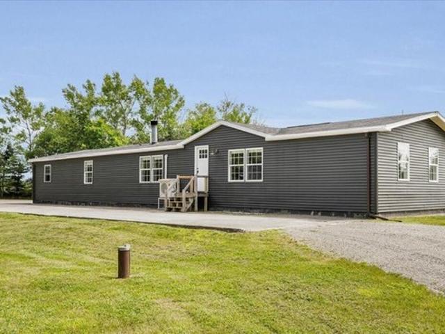 581 The Shore Rd, Castine, ME 04421