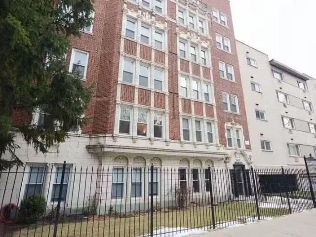 58242788 5415 N Kenmore Ave #P304