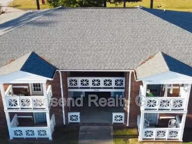58244626 1930 Gion St #F