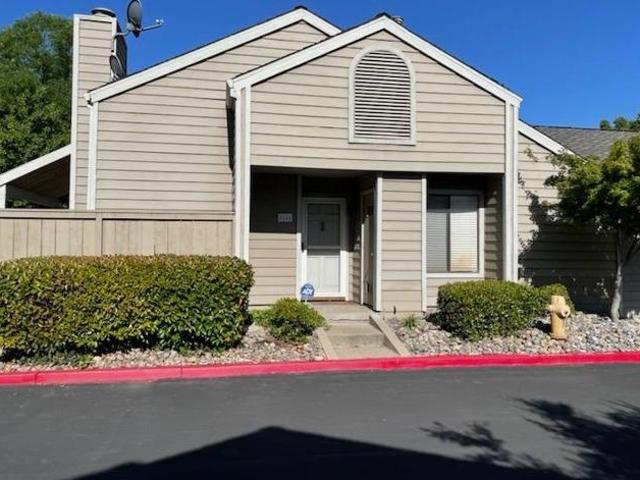 5824 Alexandria Pl, Stockton, CA 95207
