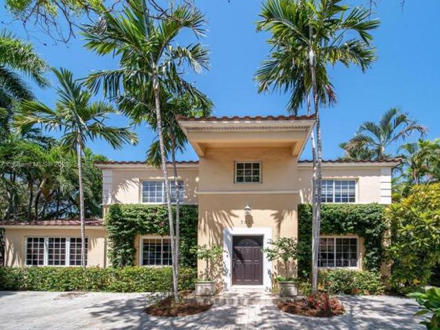 5824 Alton Rd, Miami Beach, FL 33140