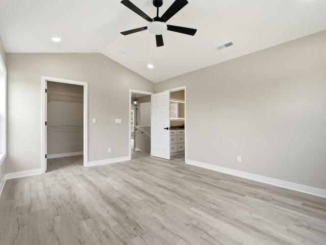 5824 Antioch Rd