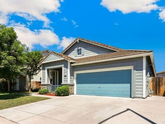 5824 Homewood Way, Riverbank, CA 95367