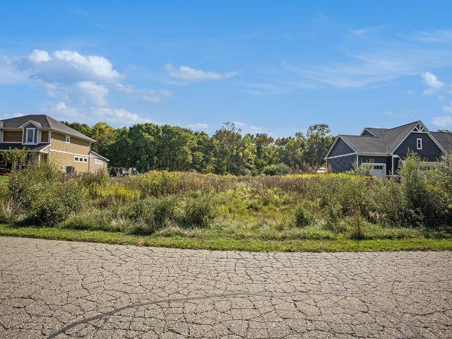 5824 Trail Side Lane