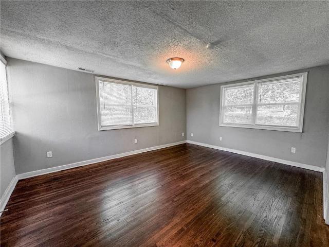 5825 Manchester Ave, Kansas City, MO 64129 | MLS #2594