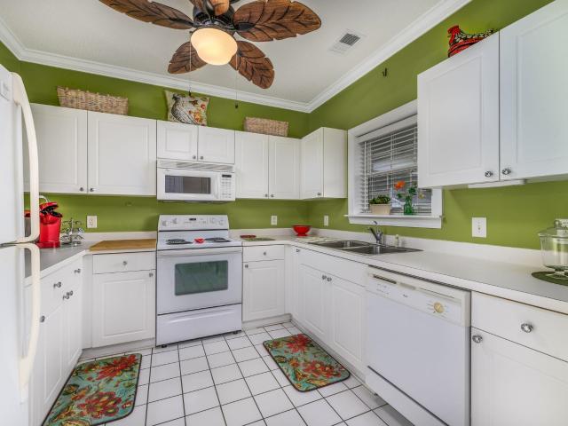 5825 Catalina Dr. 134