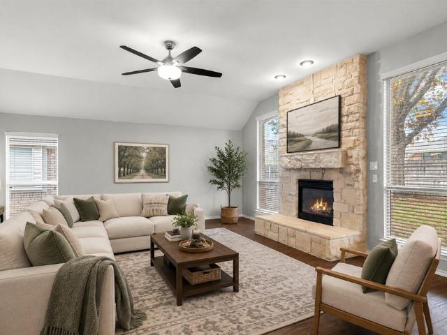 5825 Echo Bluff Drive
