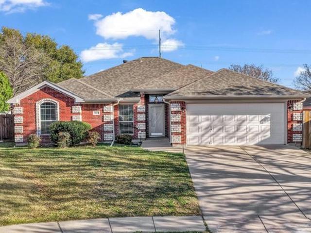 5825 Imes Ln, Fort Worth, TX 76179