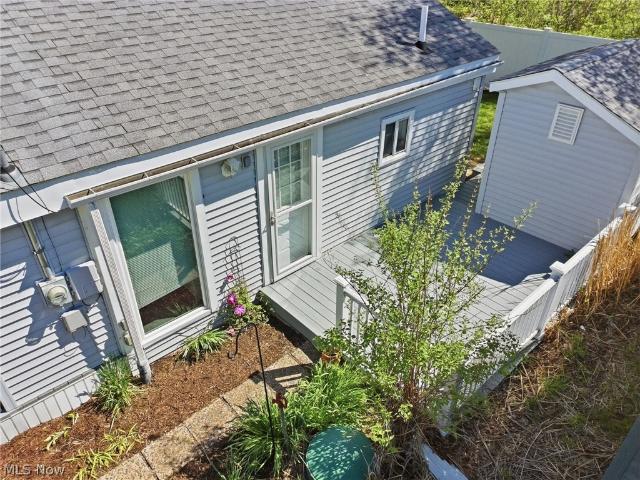5825 Lake Road