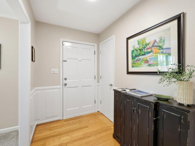 5825 Ridgeview Road