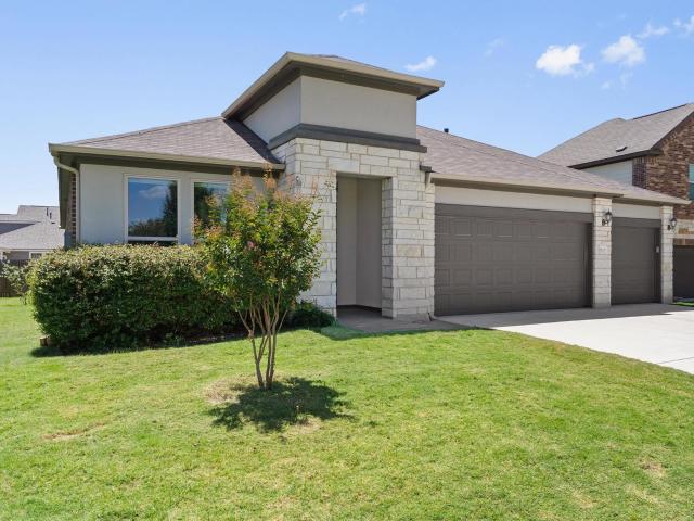 5825 Toscana Trce