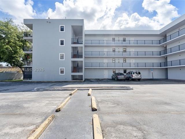 5825 W 25th Ct Apt 212, Hialeah, FL 33016