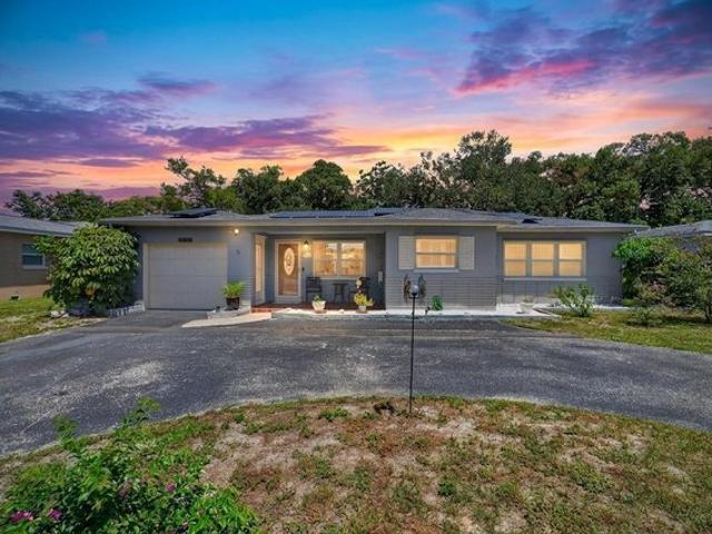 5825 20th Ave S, Gulfport, FL 33707