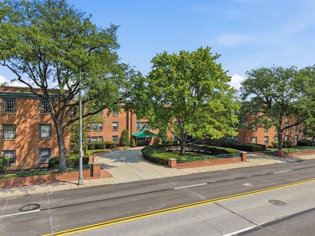 5825 5th Ave Apt 310, Pittsburgh, PA 15232