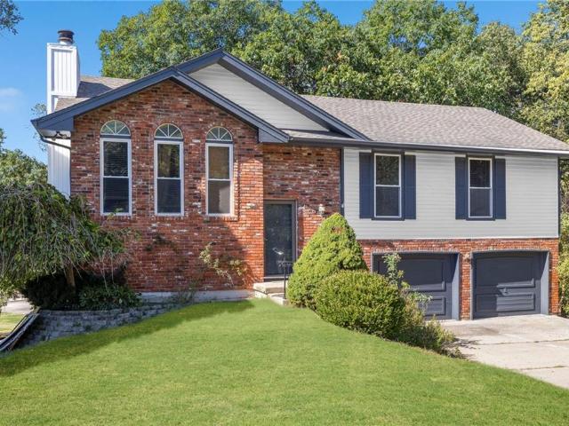 5826 N Delta Ave, Kansas City, MO 64151 | MLS #2589 | Compass