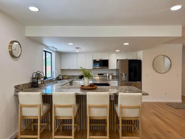 5826 Old Barn Way