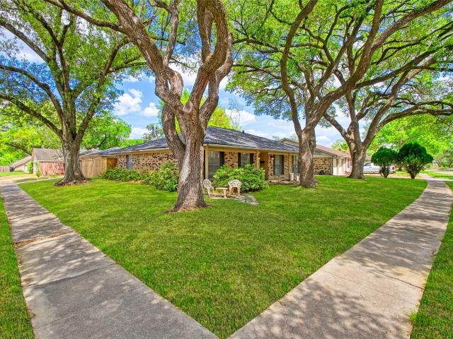 5826 Autumn Forest Dr, Houston, TX 77092 | MLS #29615
