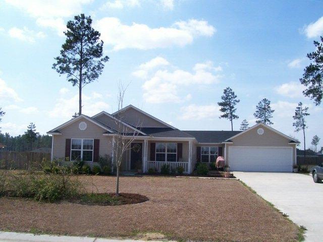 5826 Barkley Ln, Hahira, GA 31632
