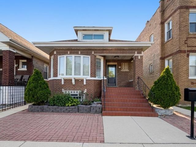 5826 S Sacramento Ave, Chicago, IL 60629