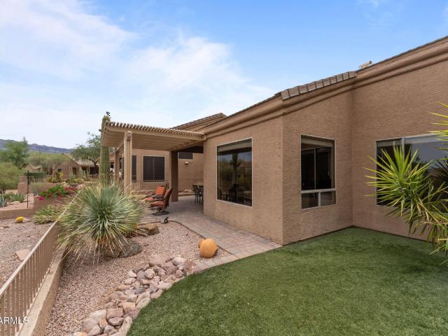 5826 s pinnacle drive