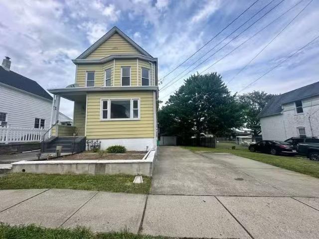 58272585 224 Pierre Ave