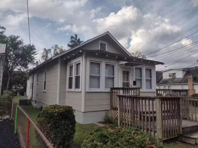 58275982 917 Park Dr