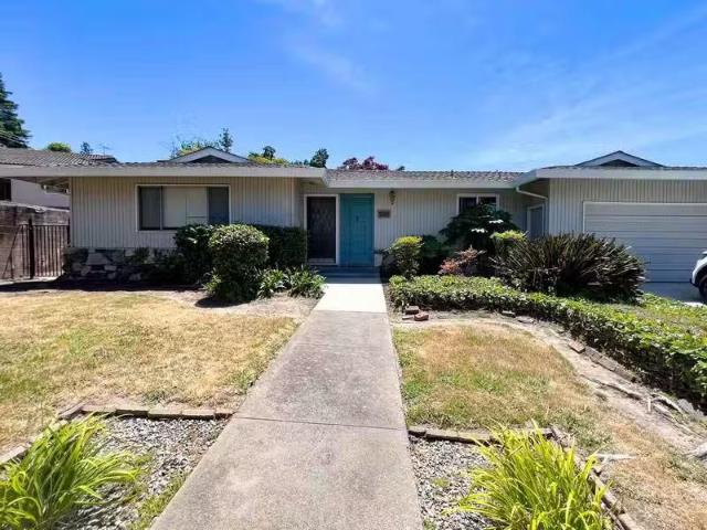 58276583 1200 43rd Ave
