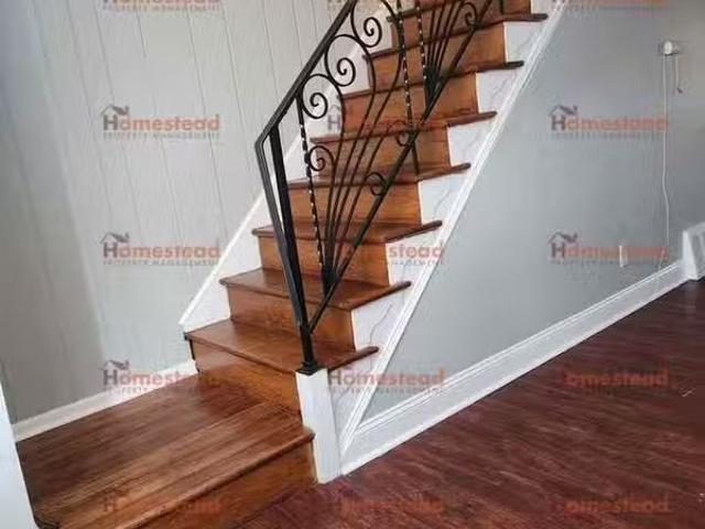 58276925 1335 Park Ln