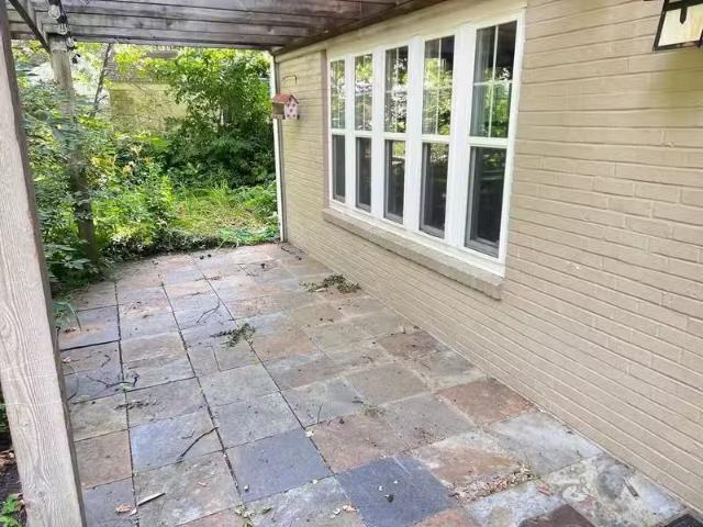 58277150 911 Foley Ave