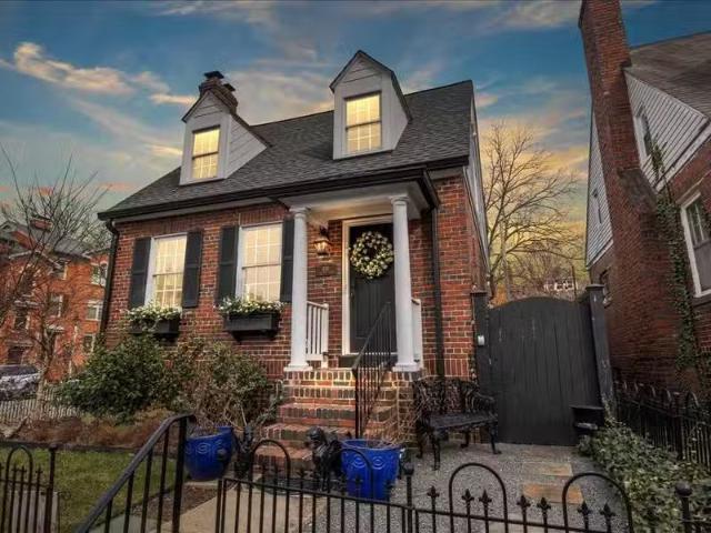 58277643 439 N Peyton St