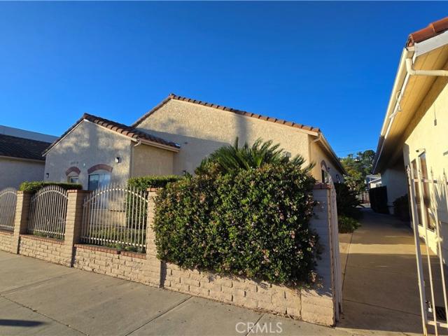 5827 York Boulevard A