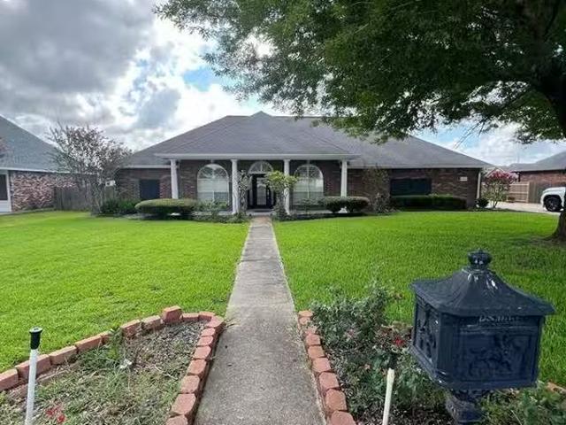 58283421 5733 Hemlock St