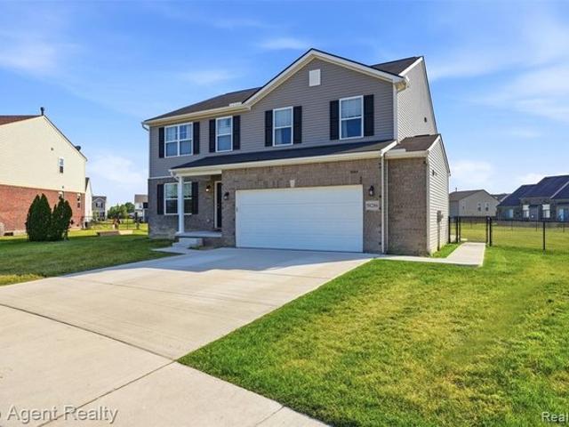 58286 Salt River Ct, New Haven, MI 48048