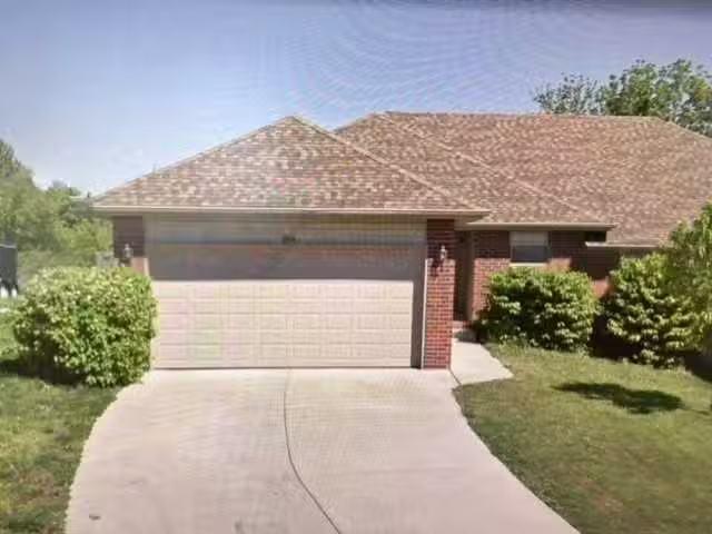 58288238 3916 S Jonathan Ave