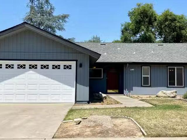 58288335 8237 N Del Mar Ave
