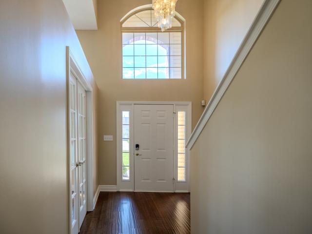 5828 Applegate