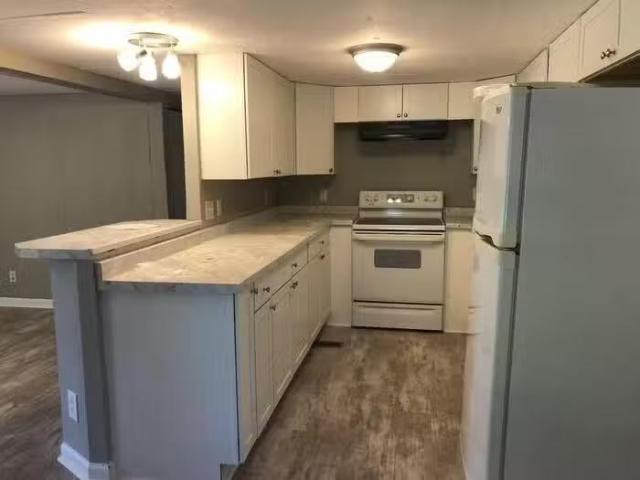 58295122 3252 Colham Ferry Rd