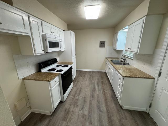 5829 Kimbrough Dr, Corpus Christi, TX 78412 | MLS #462424 | Compass