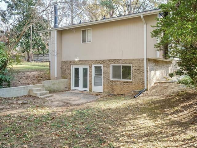 5829 Sandstone Drive