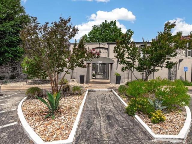 5820 Berkman Dr Apt 120, Austin, TX 78723