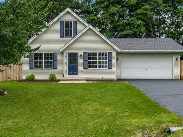 5820 Fairway Dr, South Beloit, IL 61080
